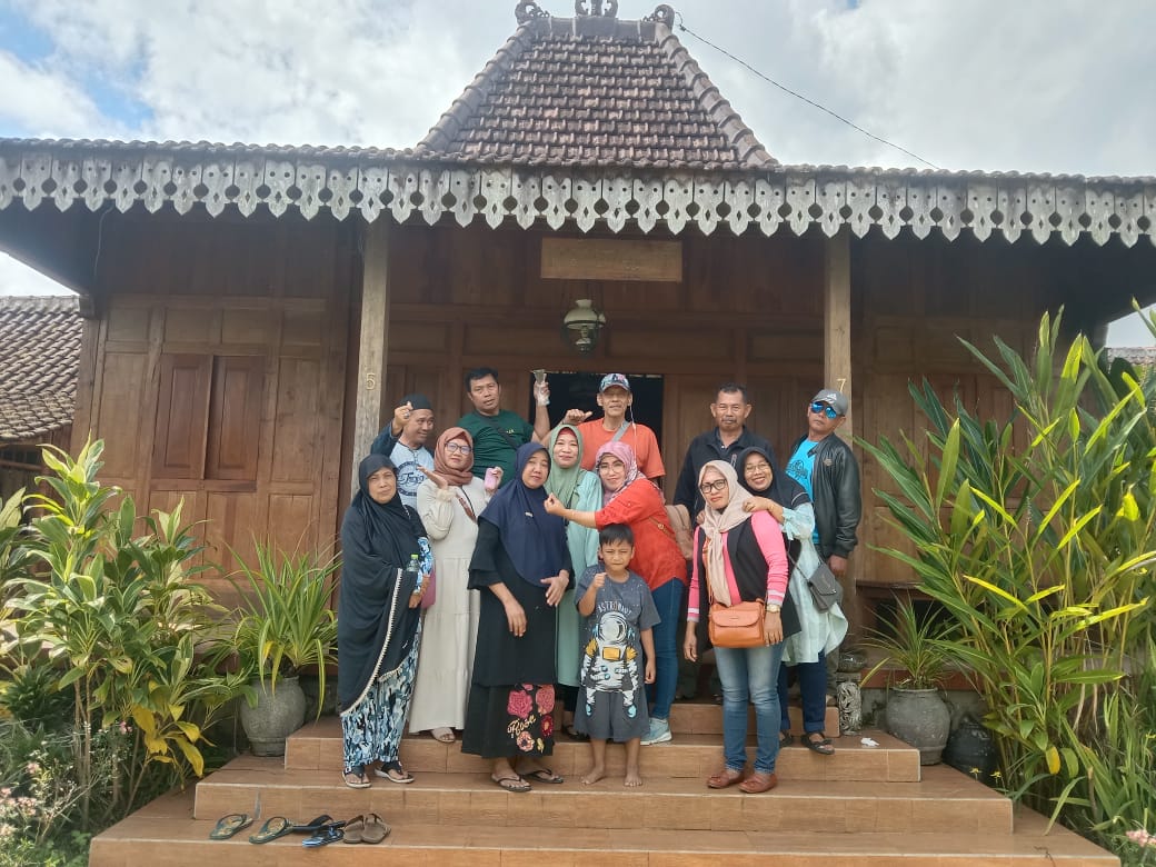 Komunitas Alumni SMPN 5 Pamekasan Angkatan 86, Reunian di Batu Malang ...