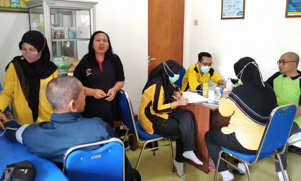 Momen Bulan K3L, Seluruh Pegawai Perhutani Bondowoso Cek Kesehatan ...